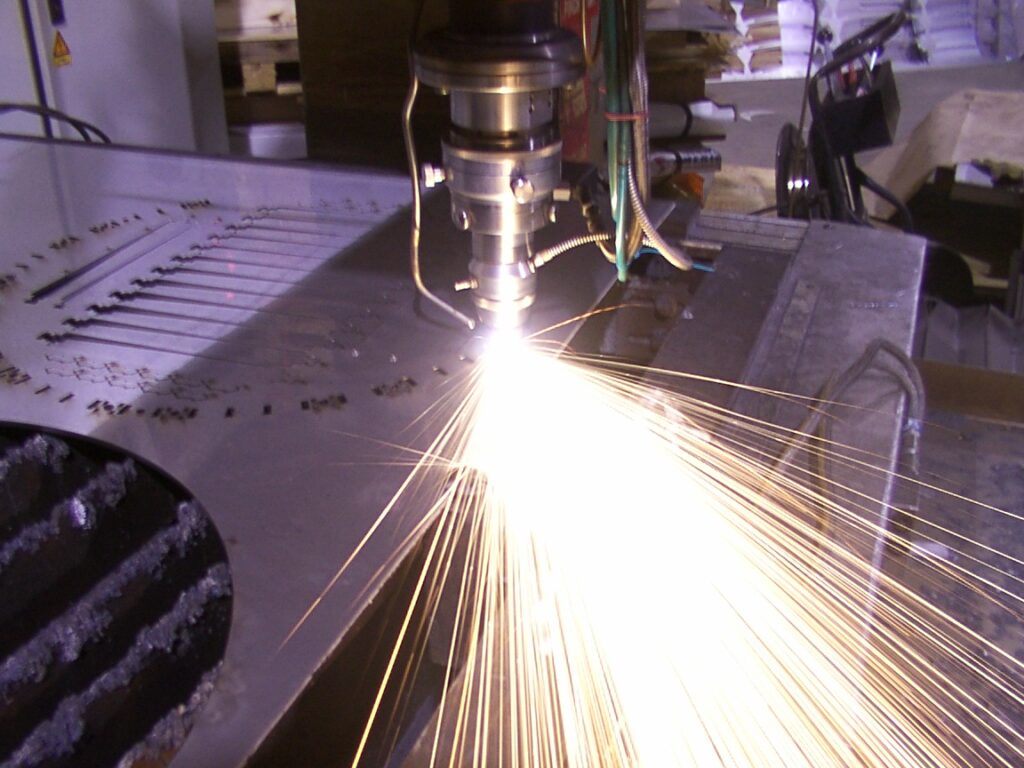 LaserEdge – SHEET METAL FABRICATION , METAL FORMING , METAL STAMPING ...